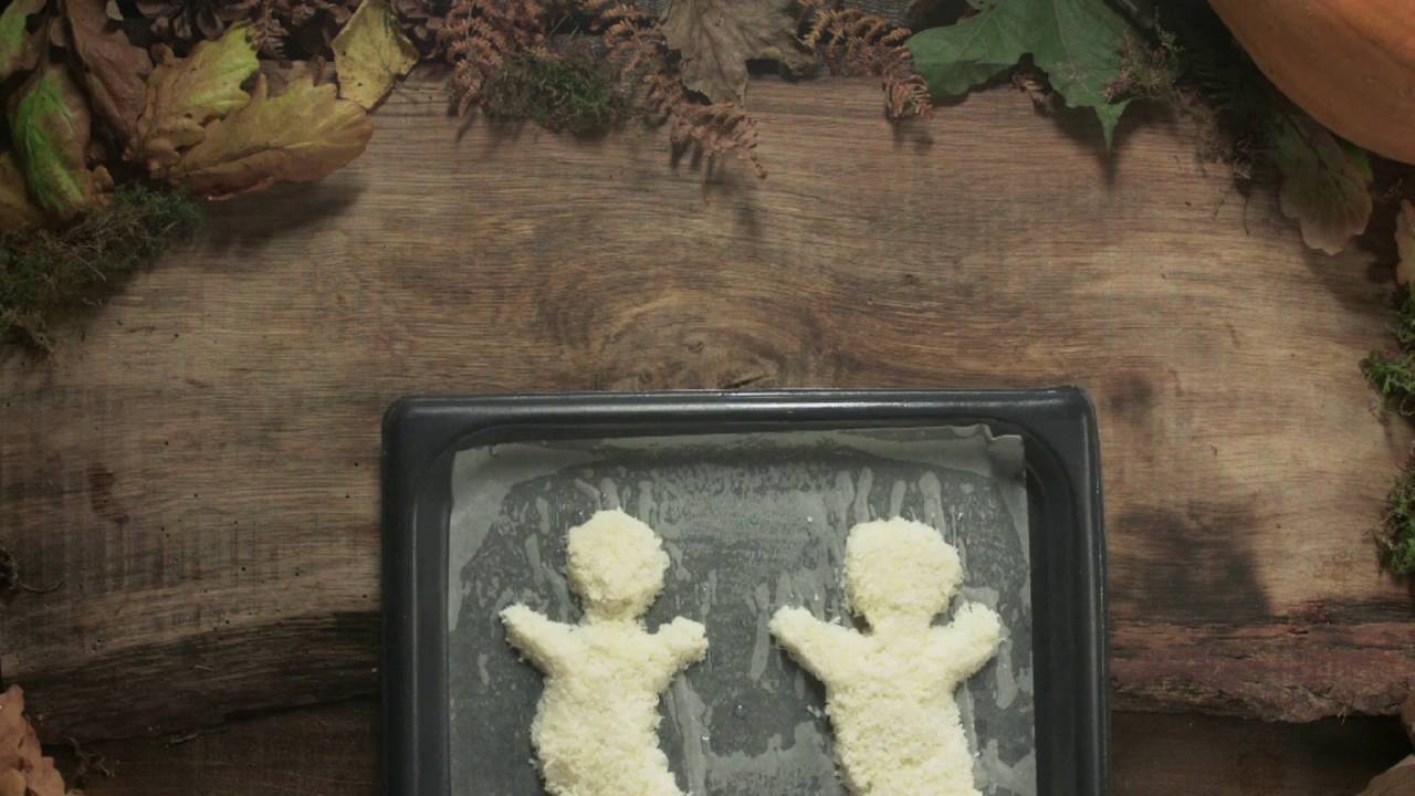 Halloween Recipes - Creepy Coconut Macaroons - YouTube