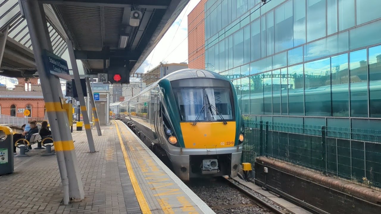 *Updated Announcement* Irish Rail 22000 class Intercity Train arrives ...