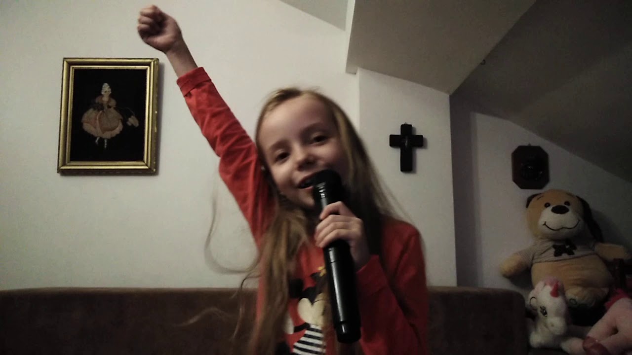 Emilia Gabriela Marcu - Iuliana Beregoi - GENERAȚIA Z - YouTube