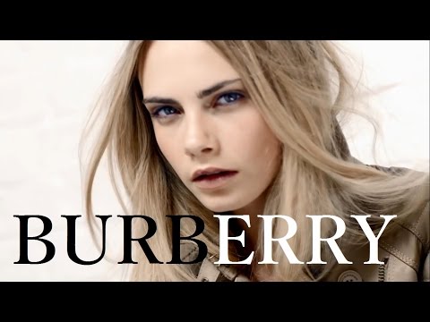 Cara Delevingne Burberry