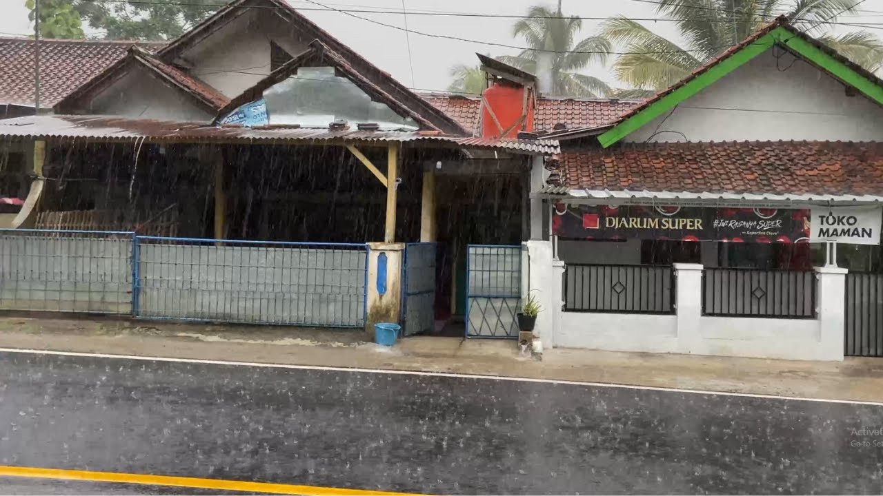 Super Heavy Rainstorm and Rumble of Thunder Just Before Dusk | Rain ...