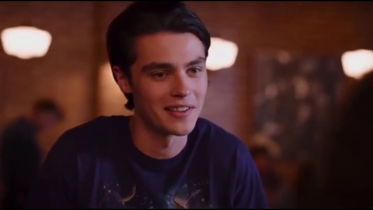 Ginny & Georgia Ginny and Marcus at the Blue Farm Cafe 1x03 - YouTube