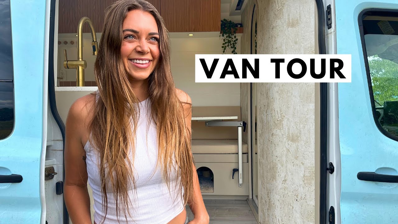 LUXURY VAN TOUR | The PERFECT Van DOES Exist 4x4 - YouTube
