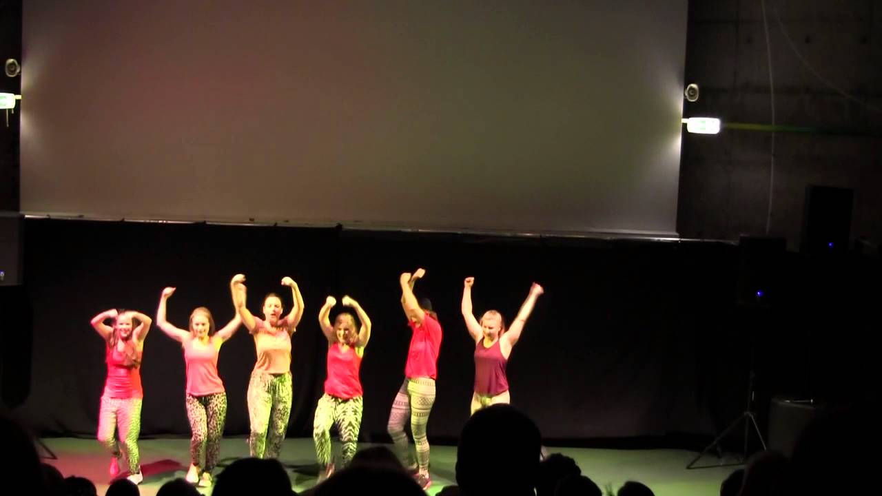 Dancing doctors show 2015 - YouTube