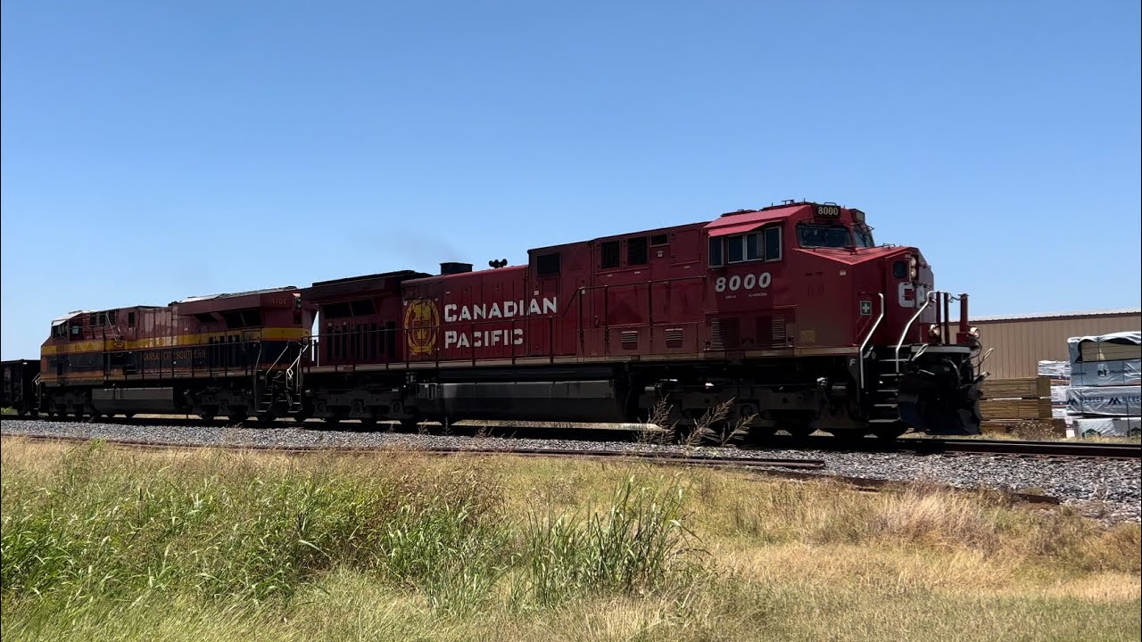 CP 8000 AC44CW leads M275 | Laredo Sub - YouTube