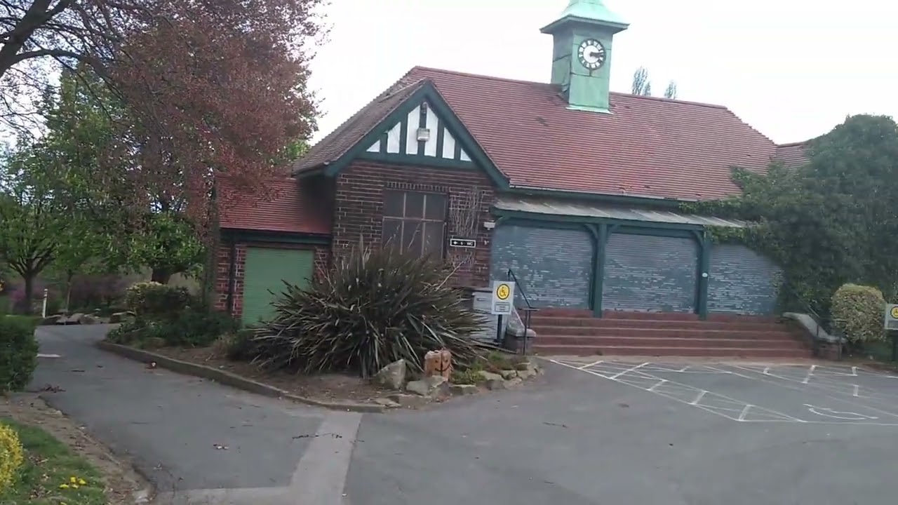 vale head park hemsworth - YouTube