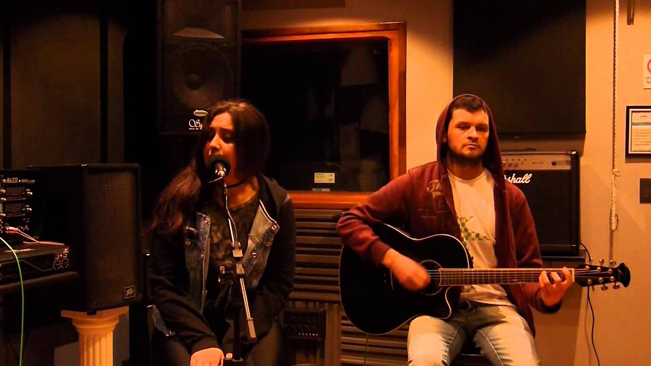 Stitches Cover by Agus y Leo - YouTube