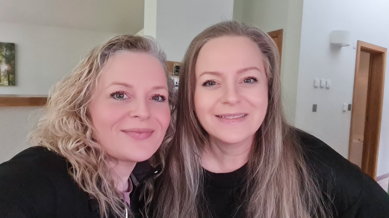 Sooz's Sleepover day 2 🥰 Forest Holidays Retreat. Hello Deer! - YouTube