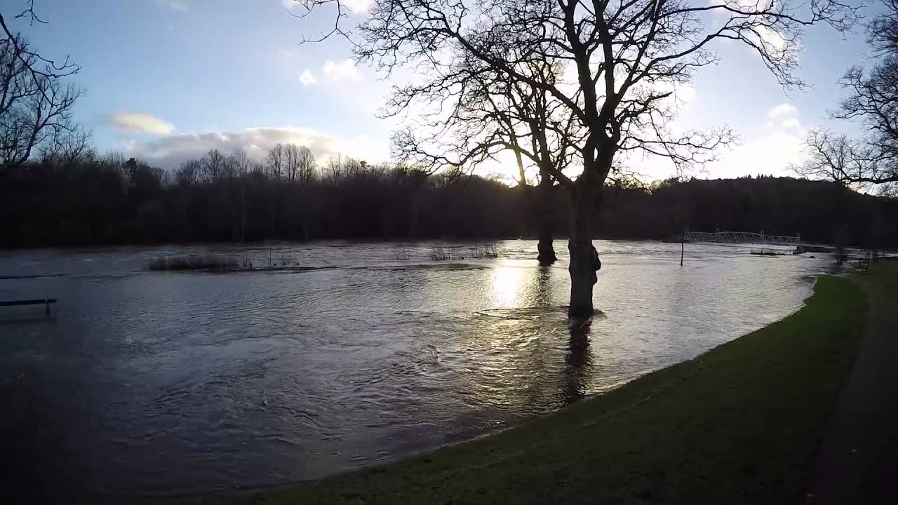 Flooding around Peebles - YouTube