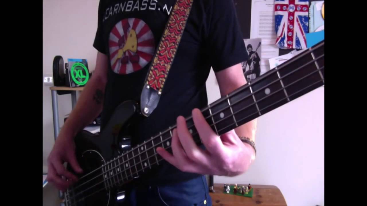 Simple but catchy Grunge/indie riff : A Bass lesson everyday # 48 - YouTube