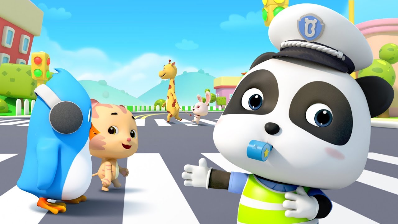Baby Panda Directs the Traffic | How to Cross Street Safely ...