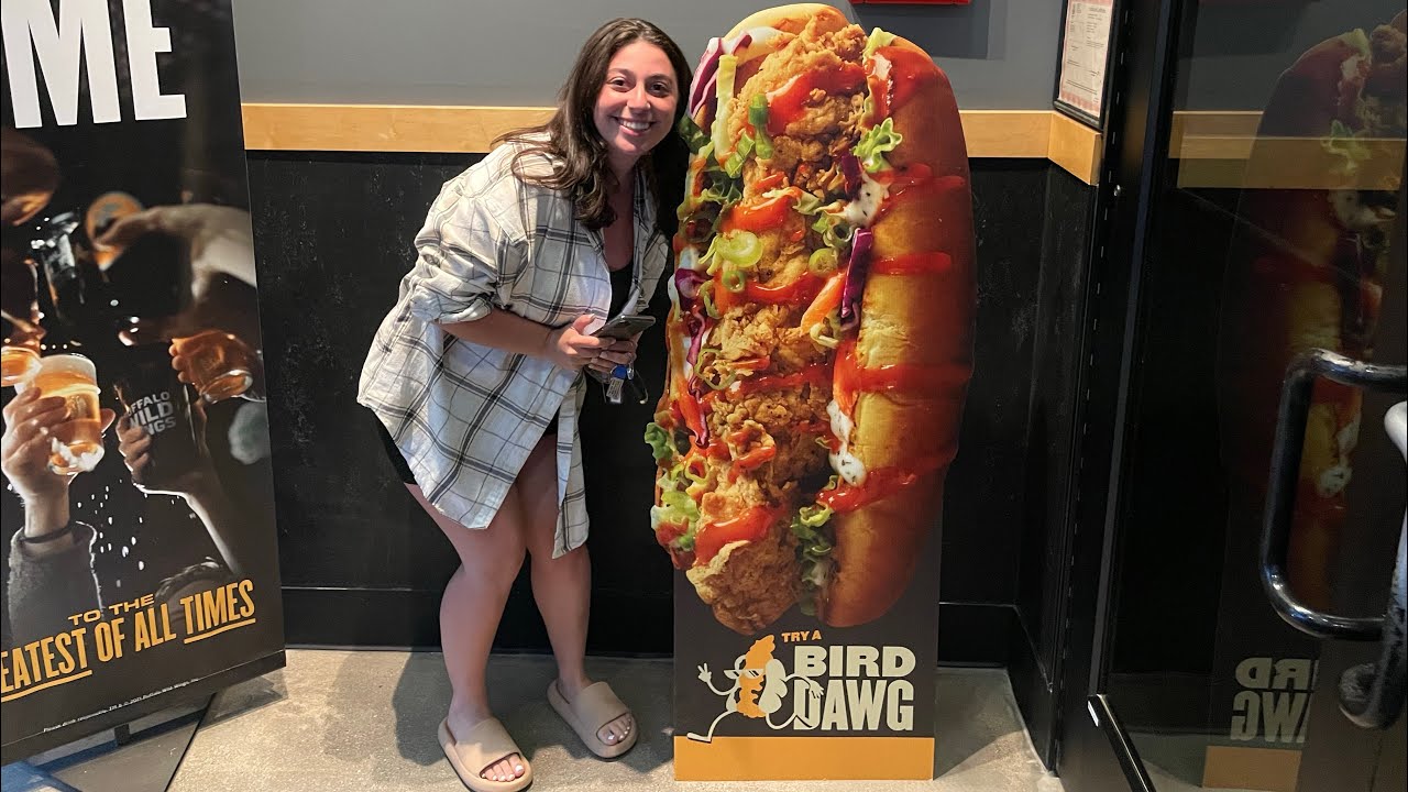 Buffalo Wild Wings Bird Dawg Reviews - YouTube