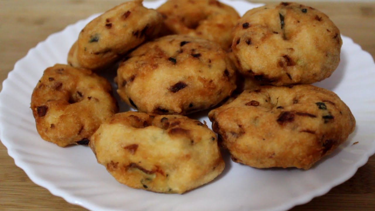ഇന്ന് ചായയ്ക്ക് ഇതൊന്നു try ചെയ്താലോ// Uzhunnu Vada Malayalam Recipe ...