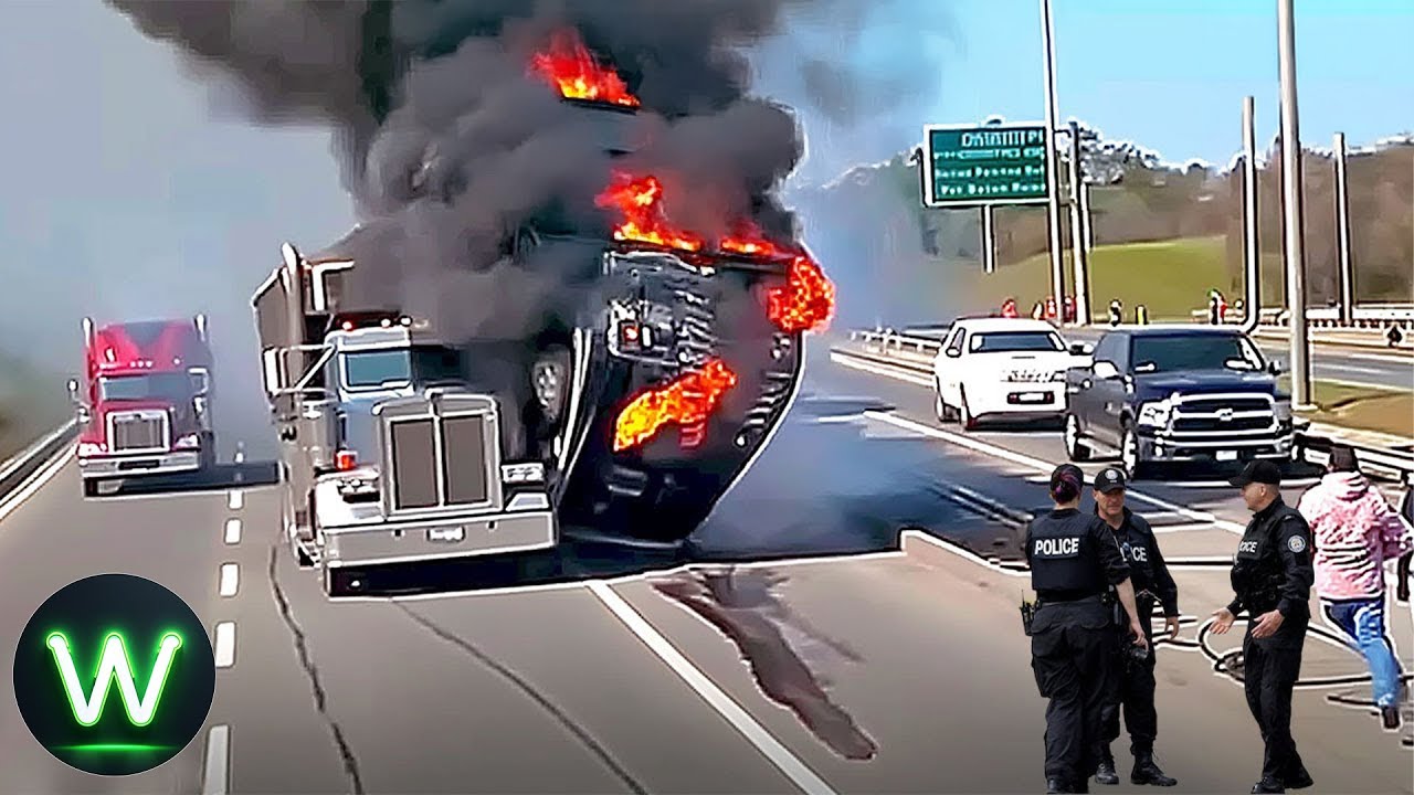 Tragic! 110 Shocking And Devastating Truck Crashes Filmed Seconds ...