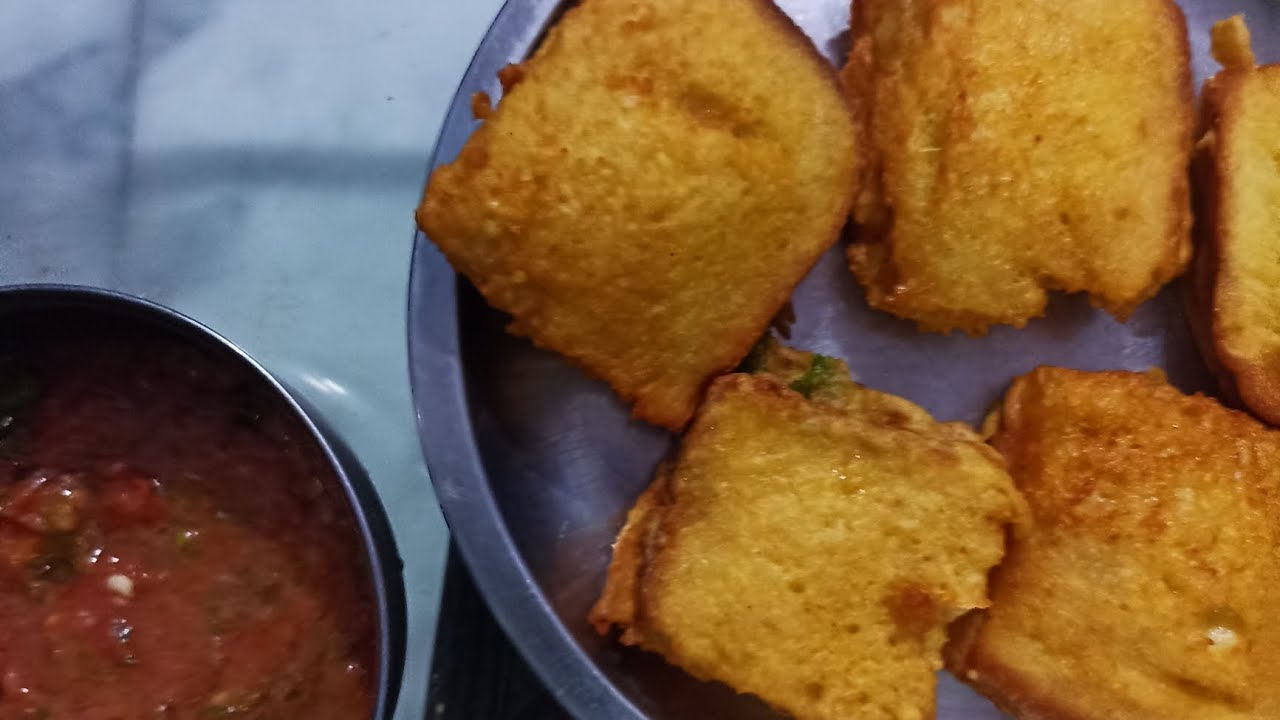 Making Mini bread pakode🍞 - YouTube