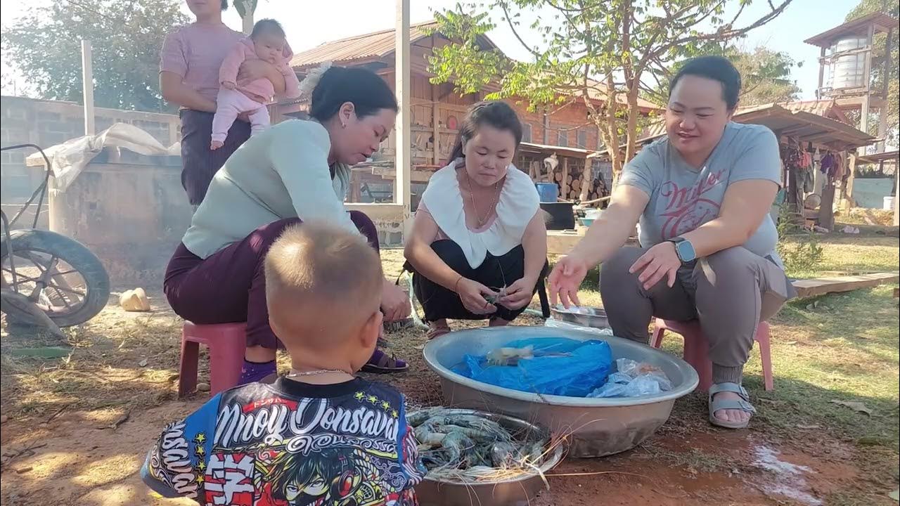 ntxhais tseem pab peb ua hauj lwm thiab - YouTube