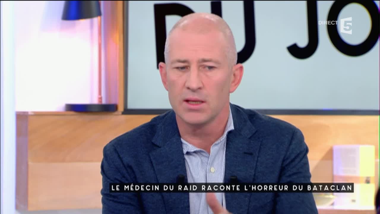 Matthieu Langlois, médecin du Raid - C à vous - 19/10/2016 - YouTube