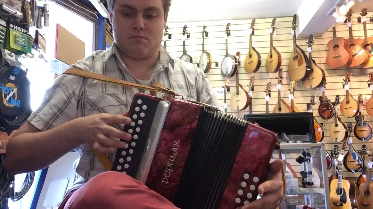 Delicia Popular red melodeon in BC - Secondhand - YouTube