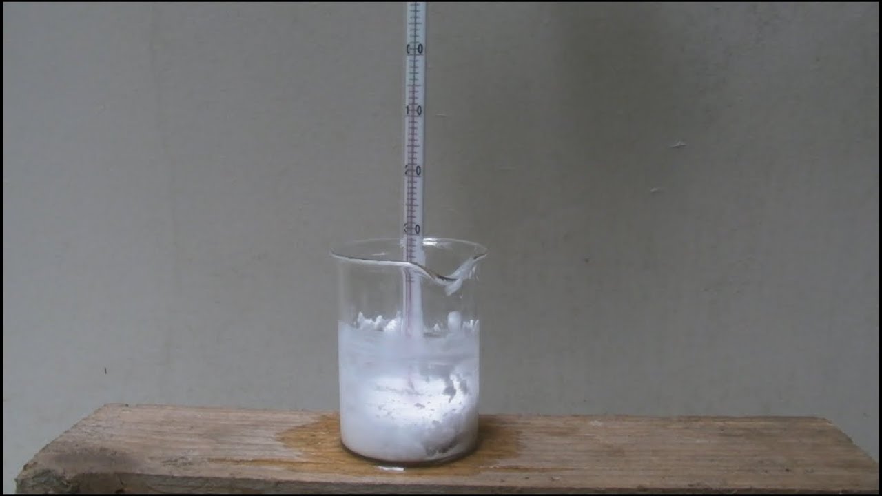 Spontaneous endothermic reaction - YouTube