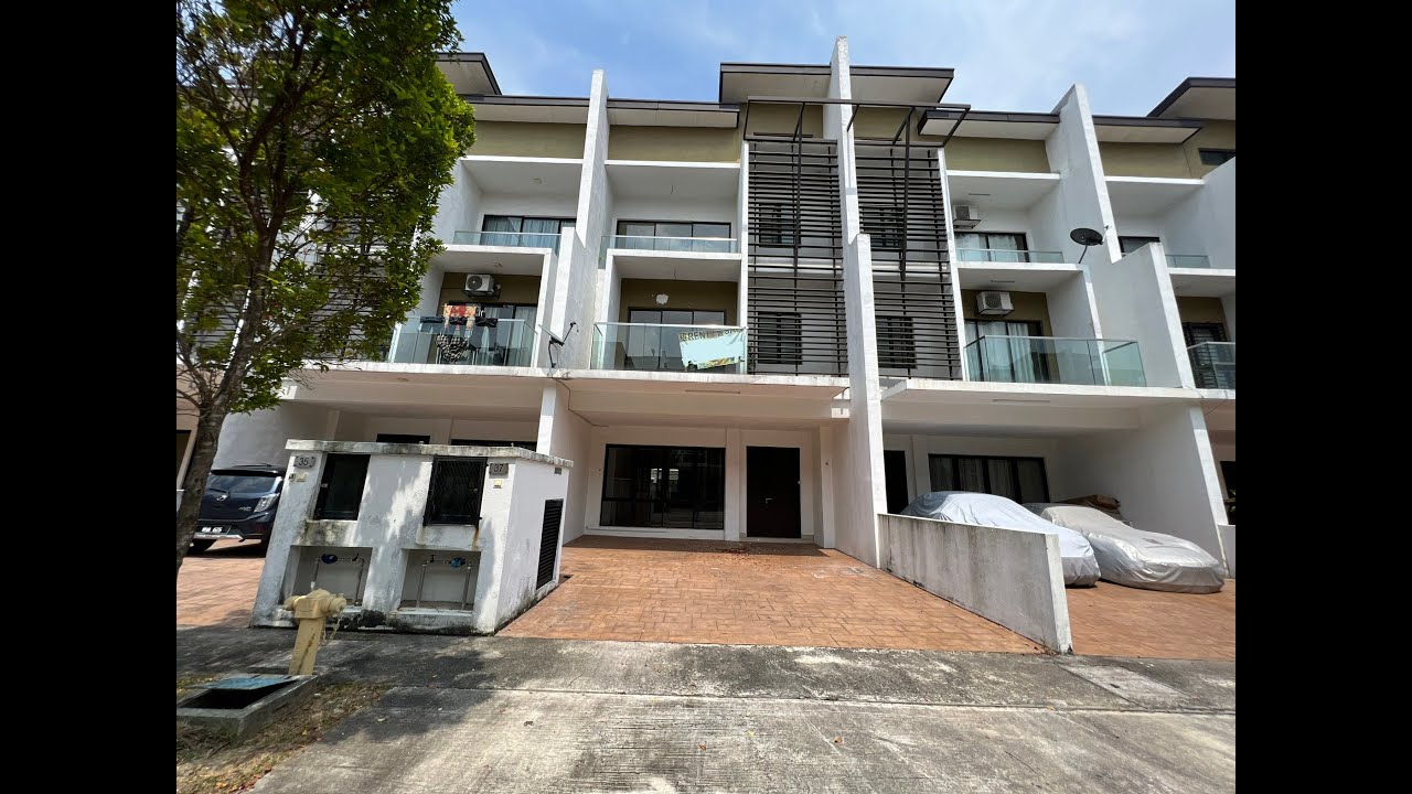 Fully Renovated 3 Storey House For RENT - Anggun 3 Rawang - YouTube