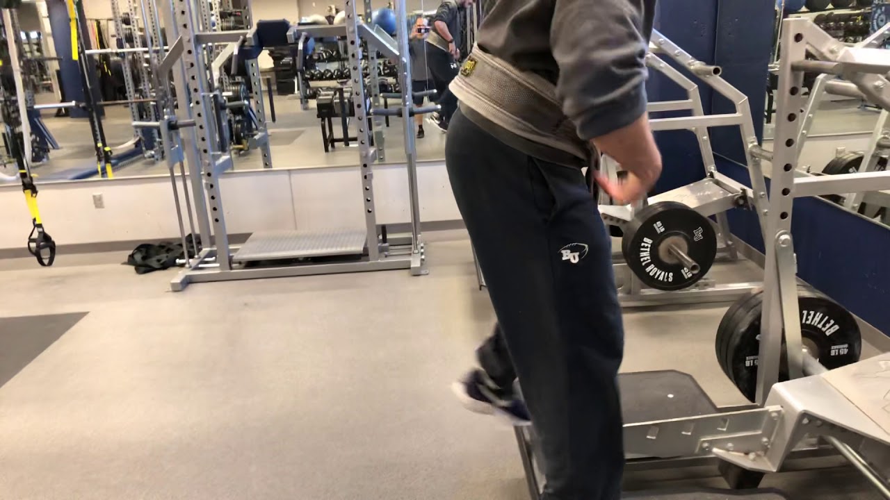 PIT SHARK BELT SQUAT - YouTube