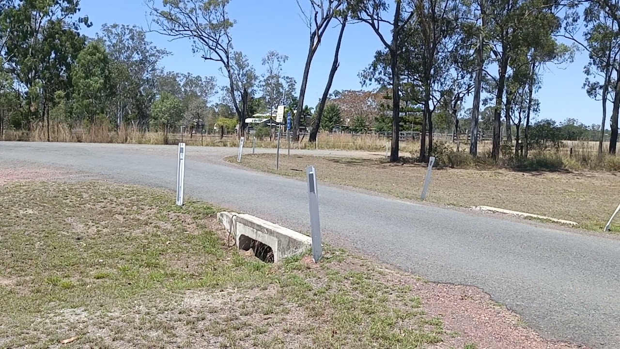 Calliope, Queensland, Australia. Roadside stop. - YouTube