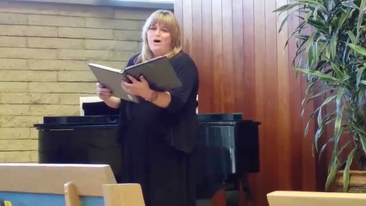 Lisa Donahey singing "I and My Father Are One" - YouTube