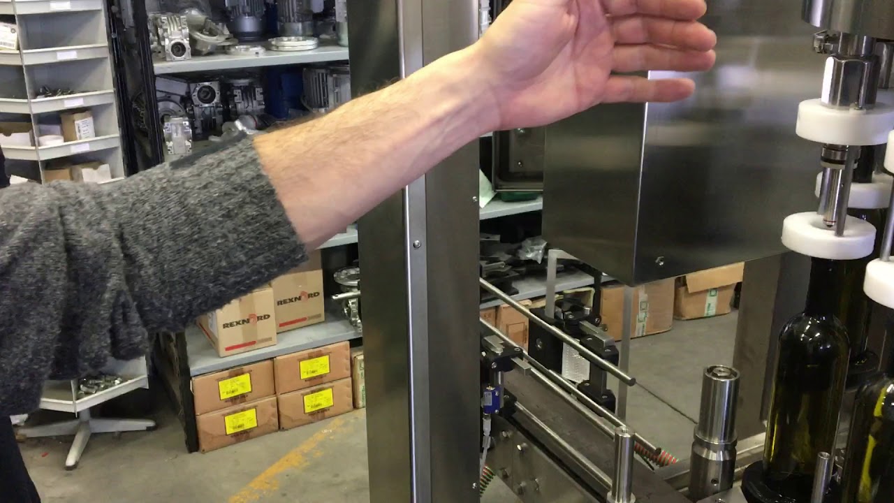 Monoblock Cleaning In Place - YouTube