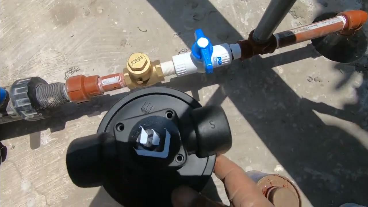 Cómo instalar un tanque de Rotoplas paso a paso - YouTube