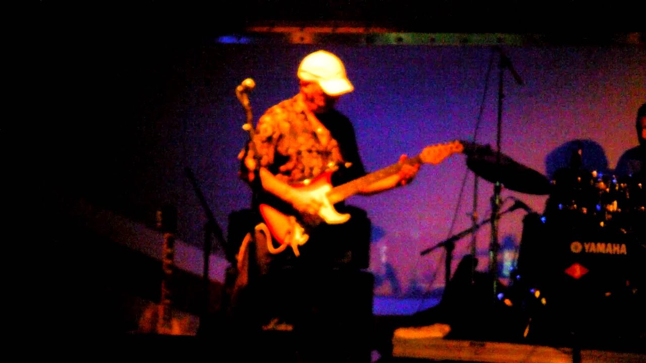 Chuck Alvarez 20-21 September at 11D Camp Lemonier Djibouti - YouTube