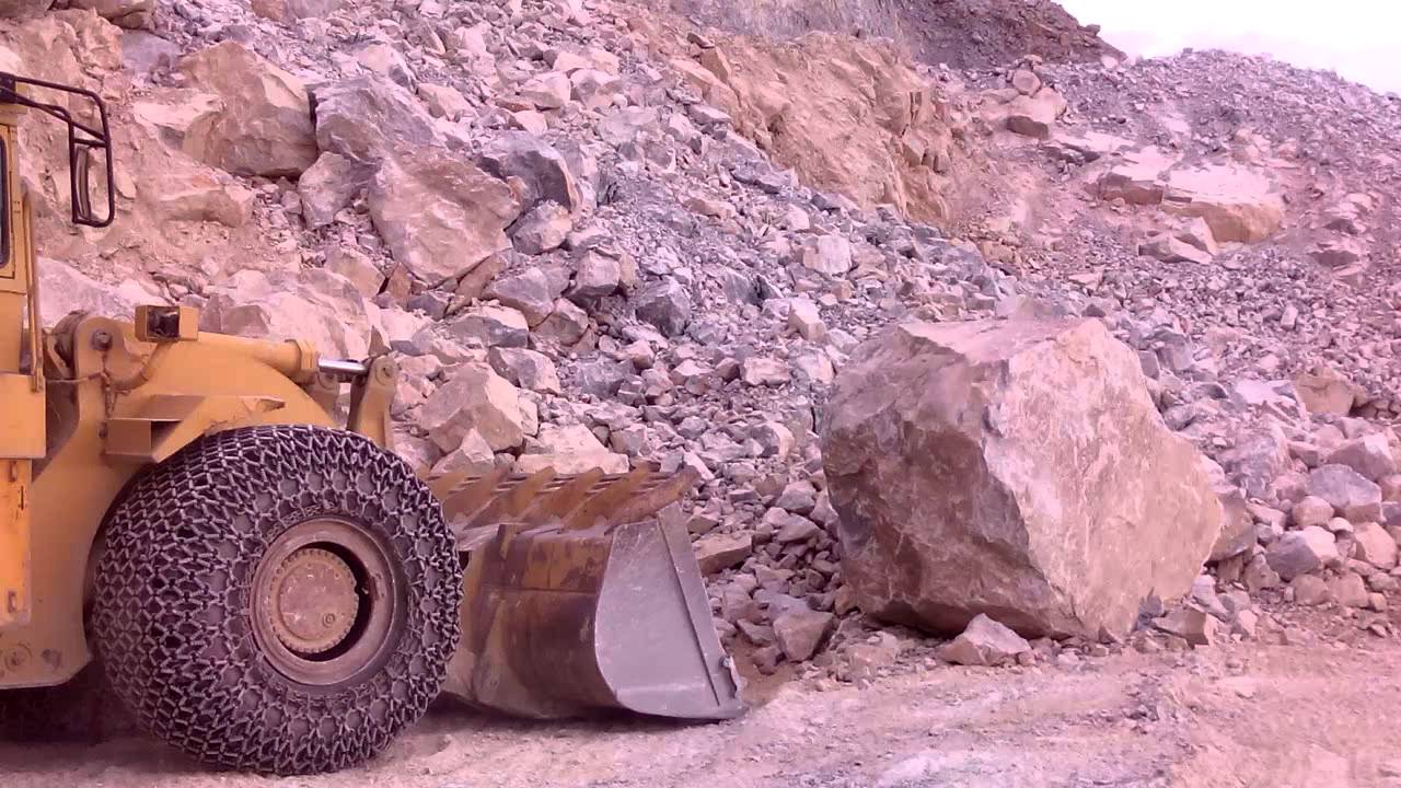 CAT 988F part1 - YouTube