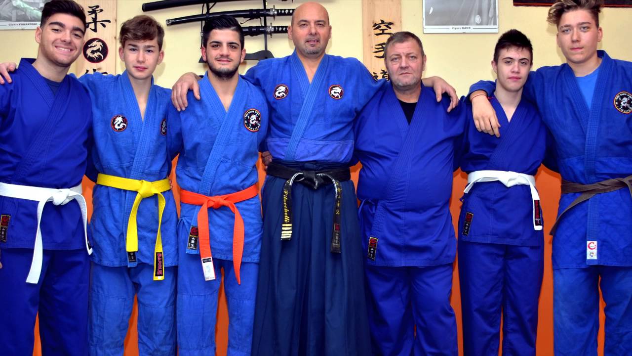 Tai Shin Kai-Anno Accademico 2015 - YouTube