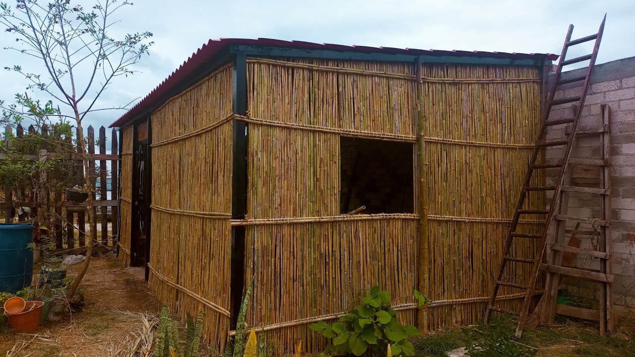 Mi papá construye su casita de carrizo - YouTube