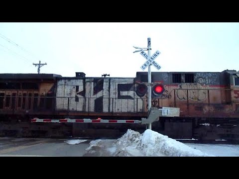 UP 4626 South MALNP Filmed In Medford Township MN Awesome Extra Horns (2-4-2023) - YouTube