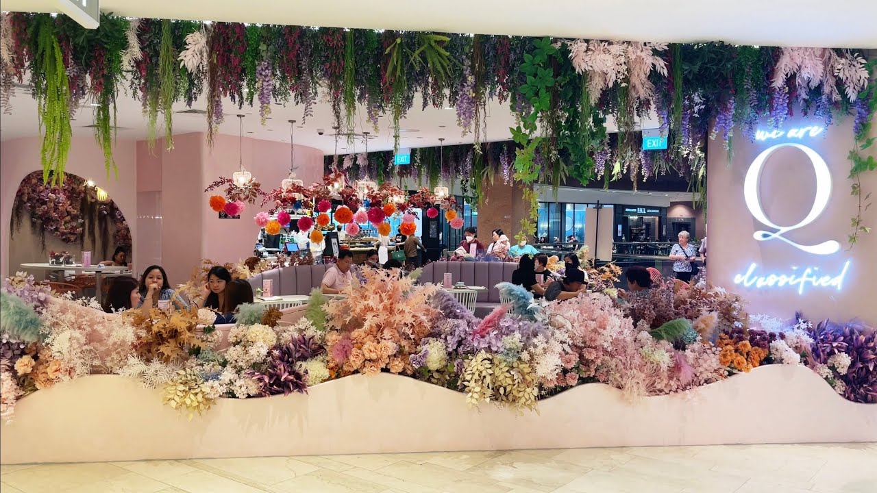 Mesmerising Floral Themed Cafe - Cafe Q Classified! - YouTube