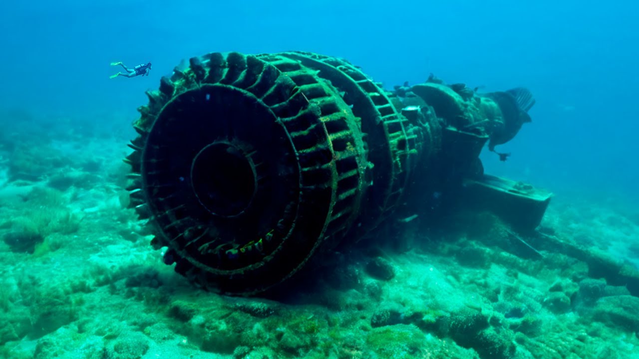 Incredible Discoveries Made Underwater - YouTube