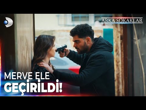 Kenan'ı Yakalamak İsterken Tuzağa Düştü!  #ArkaSokaklar Özel Klip