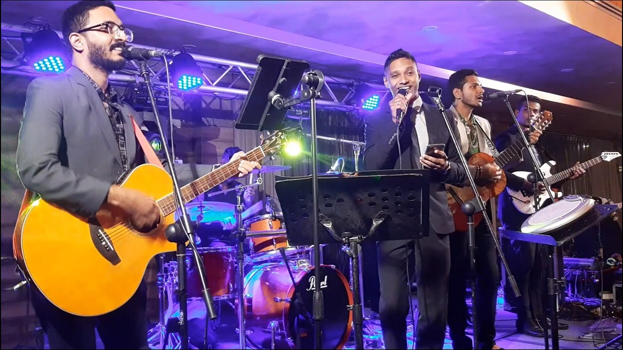 Sumihiri Pane Live | MUNi - YouTube