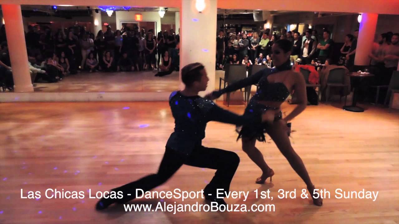 Las Chicas Locas - Brianna & Elvis - Salsa - YouTube