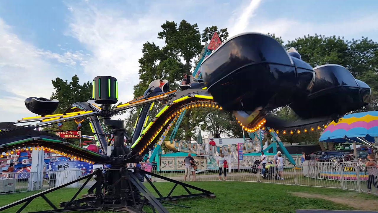 Corey and Marley spider at fair 17 - YouTube