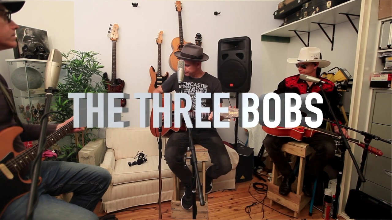 Bob Corbett - Bushfire (The Three Bobs) - YouTube