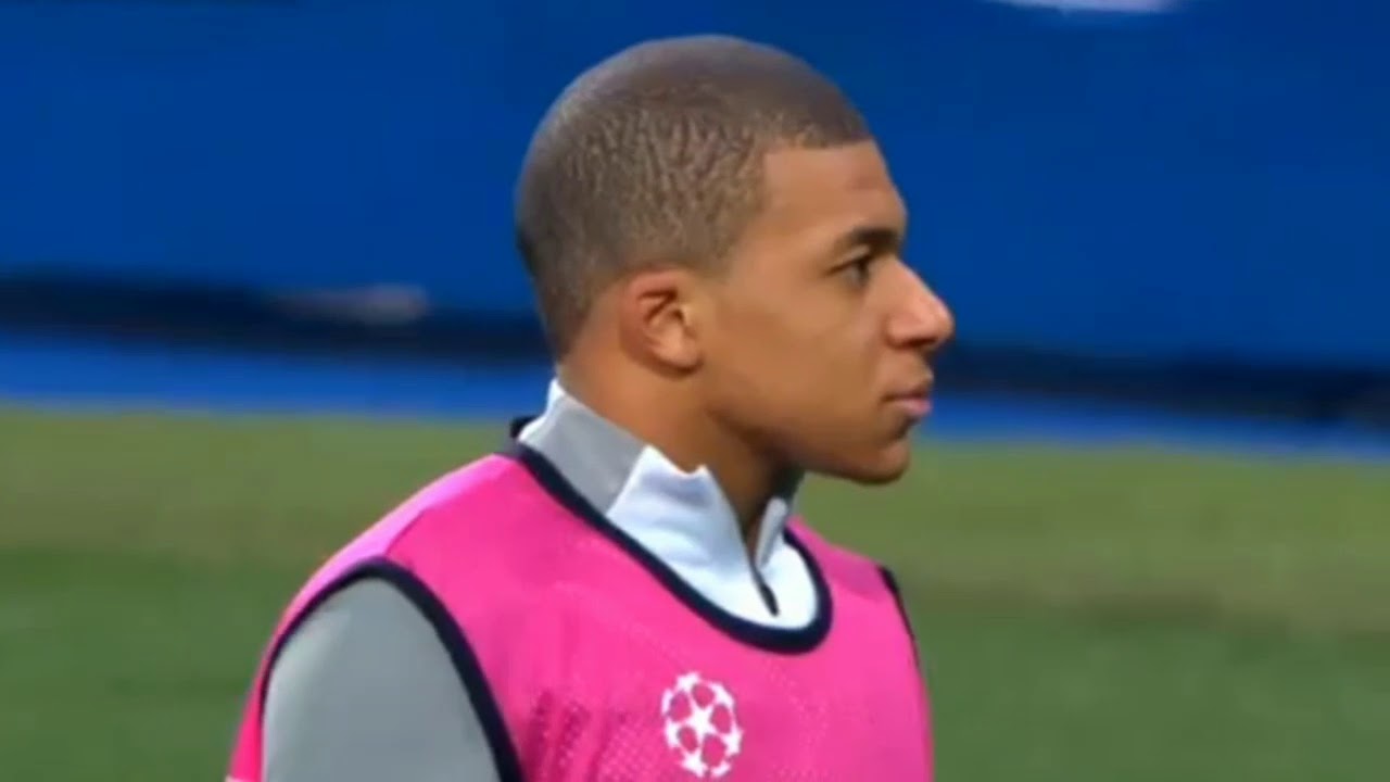 Jogadas Mágicas Do Mbappé - YouTube
