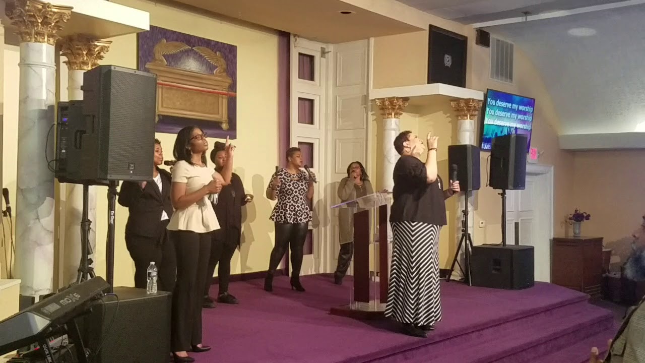 Pastor Rachelle & CFC Praise Team Sun Feb 9, 20 - YouTube