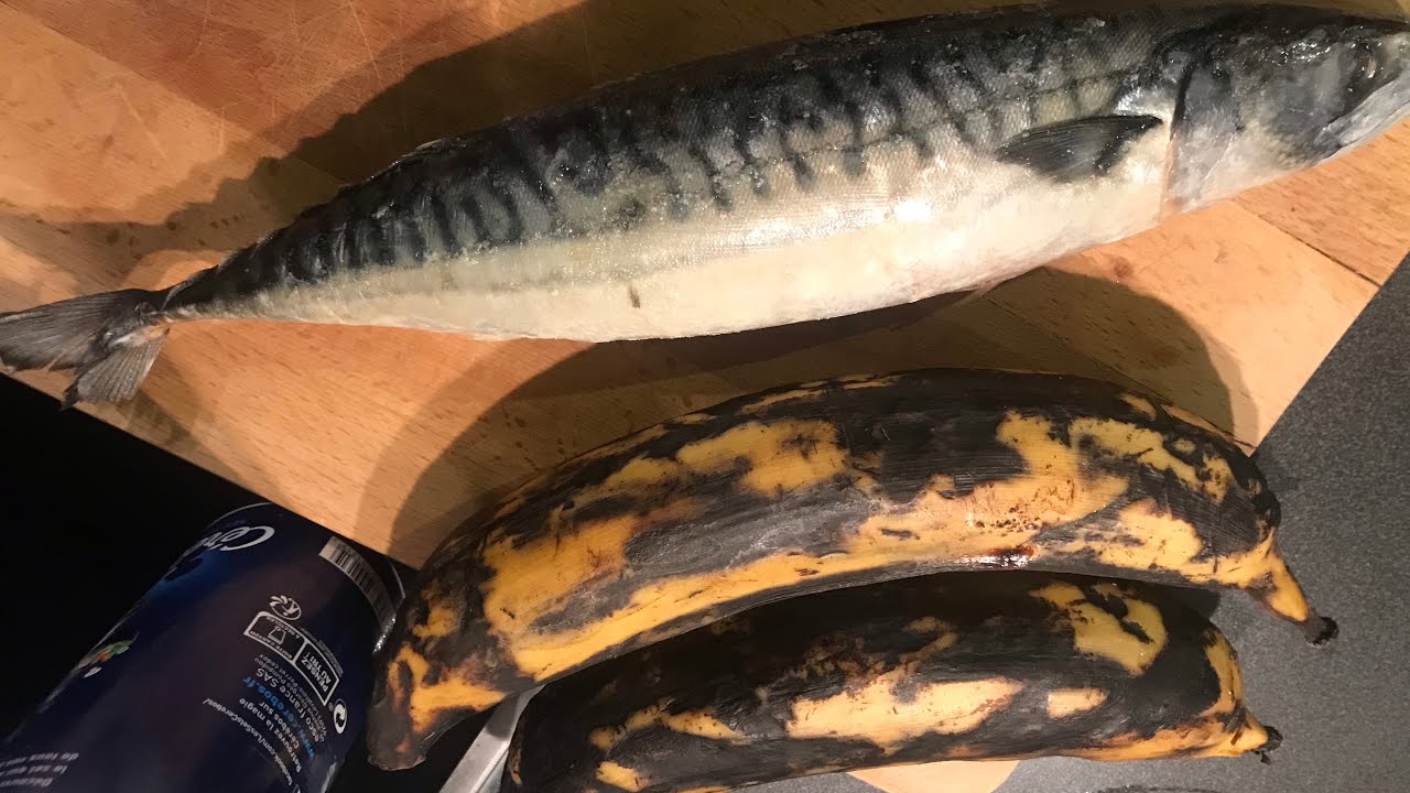 poisson grillé accompagné de bananes - YouTube