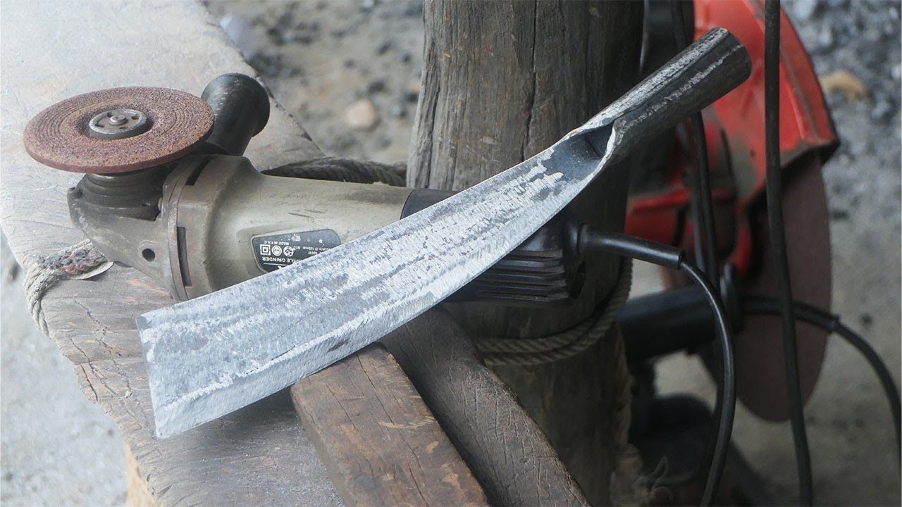 DIY Knives / Forging a Very Useful Knife From The Leaf Spring Steel By ...