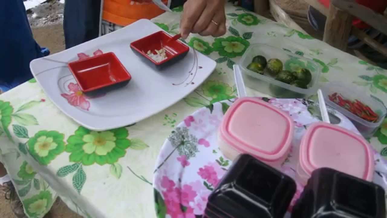 Eating Tamilok in Palawan - YouTube