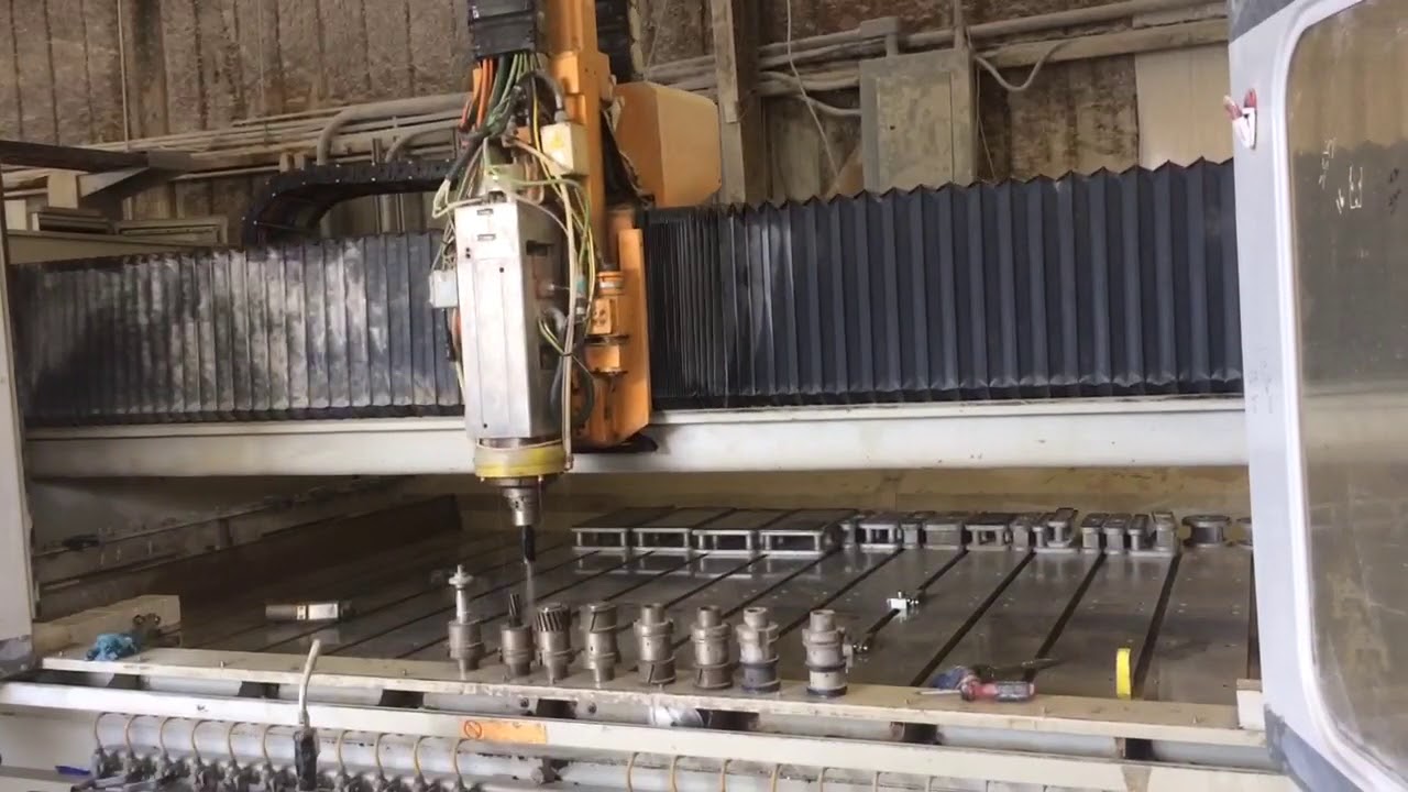 2005 Breton NC260 CNC Machining Center - YouTube