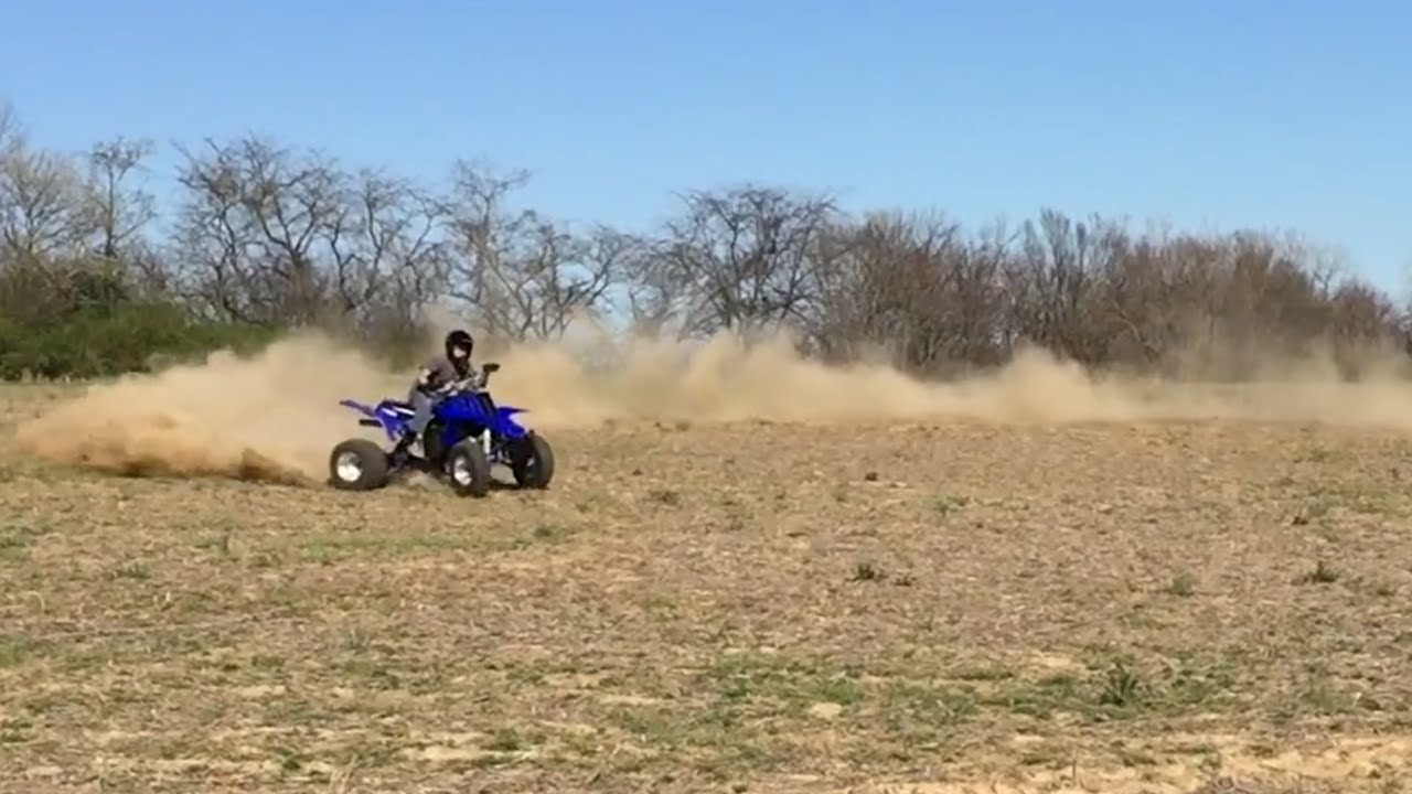 15 Year Old Rides 2006 Yamaha Banshee Full Pro Circuit Exhaust - YouTube
