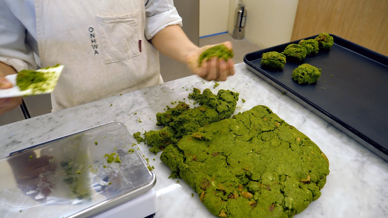 100% matcha biscuits with a delicious aroma - YouTube