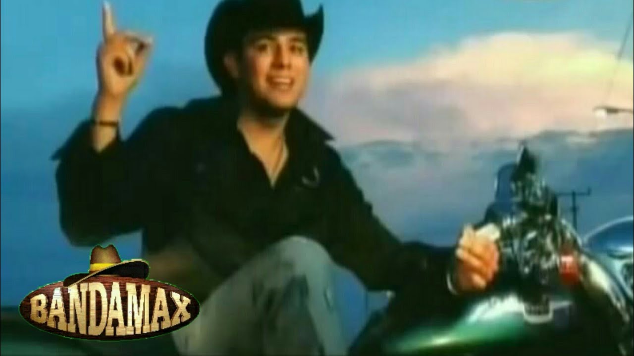 La Miedosa (Francisco "El Chico" Elizalde) BandamaX - YouTube